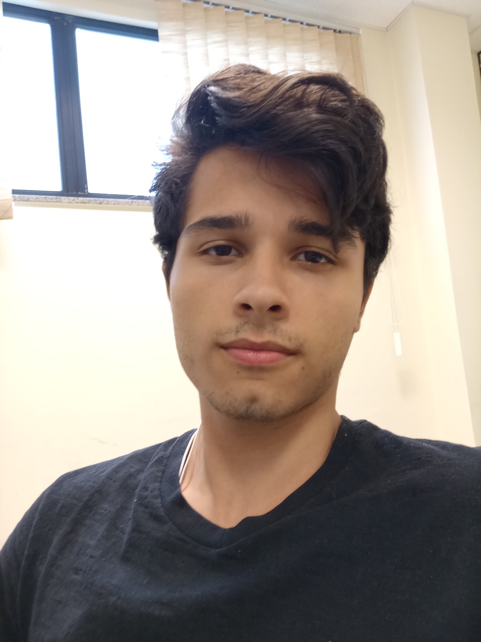 Classify Brazilian youtuber “Diggo”