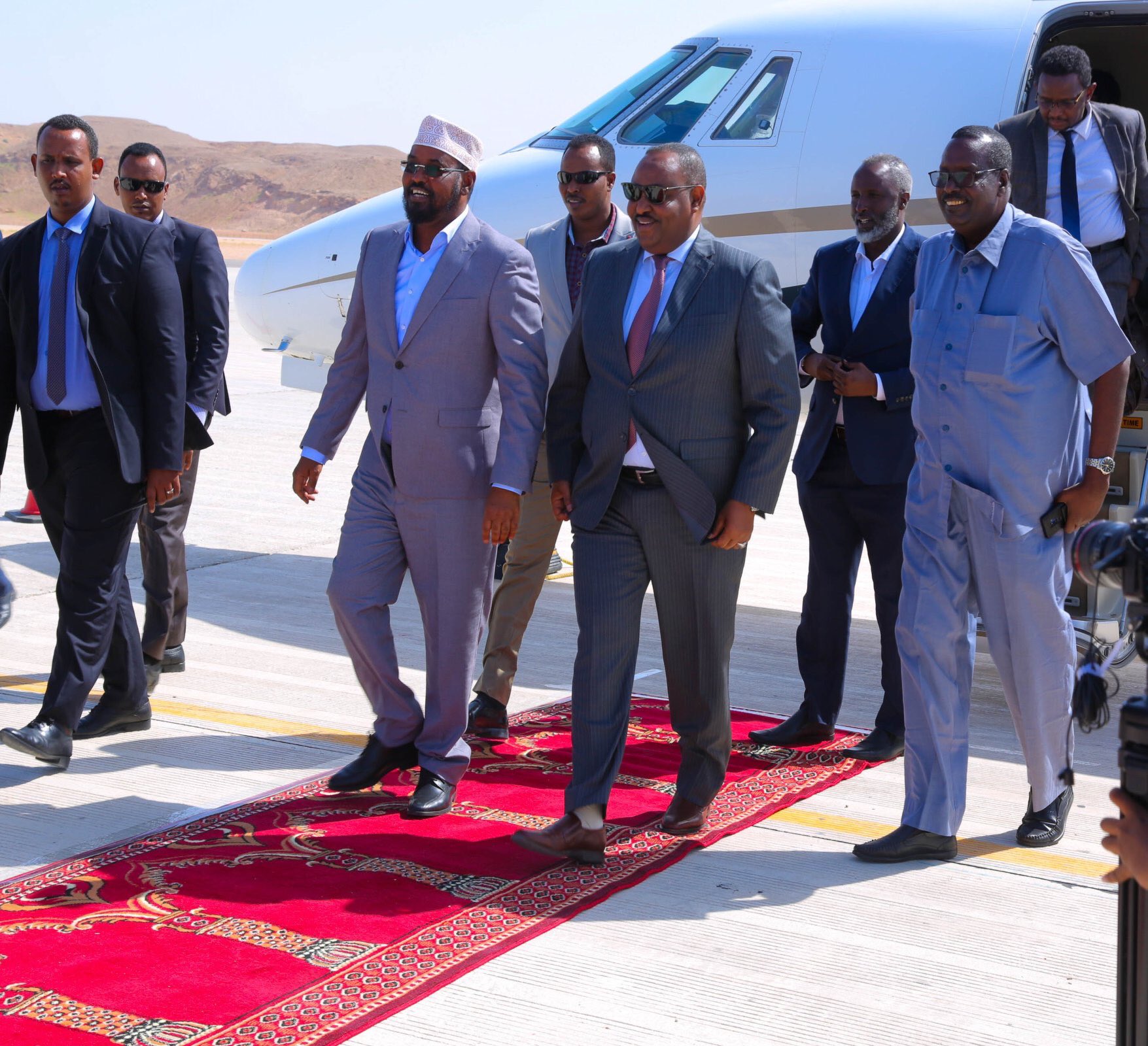 GAROWE ONLINE on Twitter: "#Puntland accords warmest welcome to #Jubaland President Ahmed Madobe ...