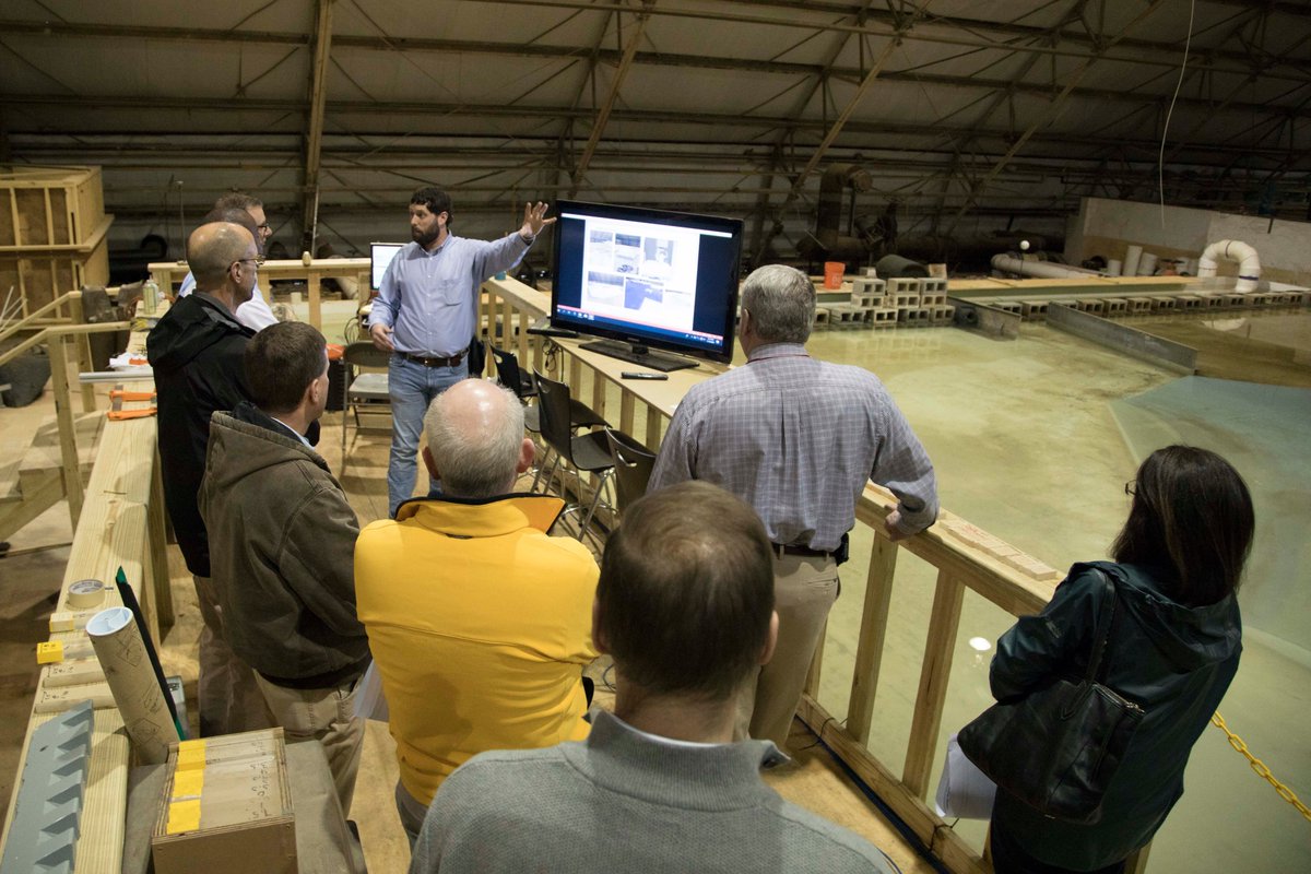 Coastal Hydraulics Lab Gary Bell demonstrates Red River Model ERDC ...