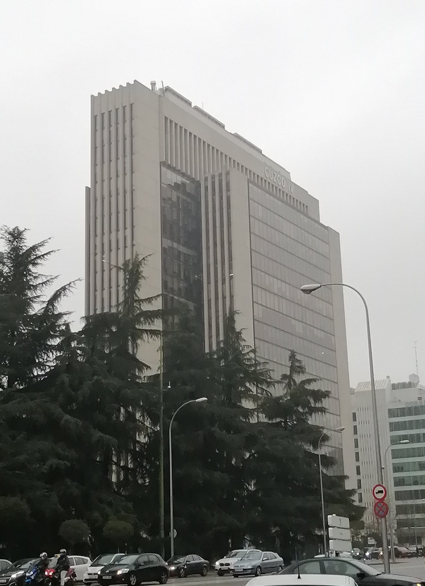 Koch Media España on Twitter: "Parecidos razonables... 🤔😅 Es el Edificio Cuzco IV en Madrid. 😉 ...