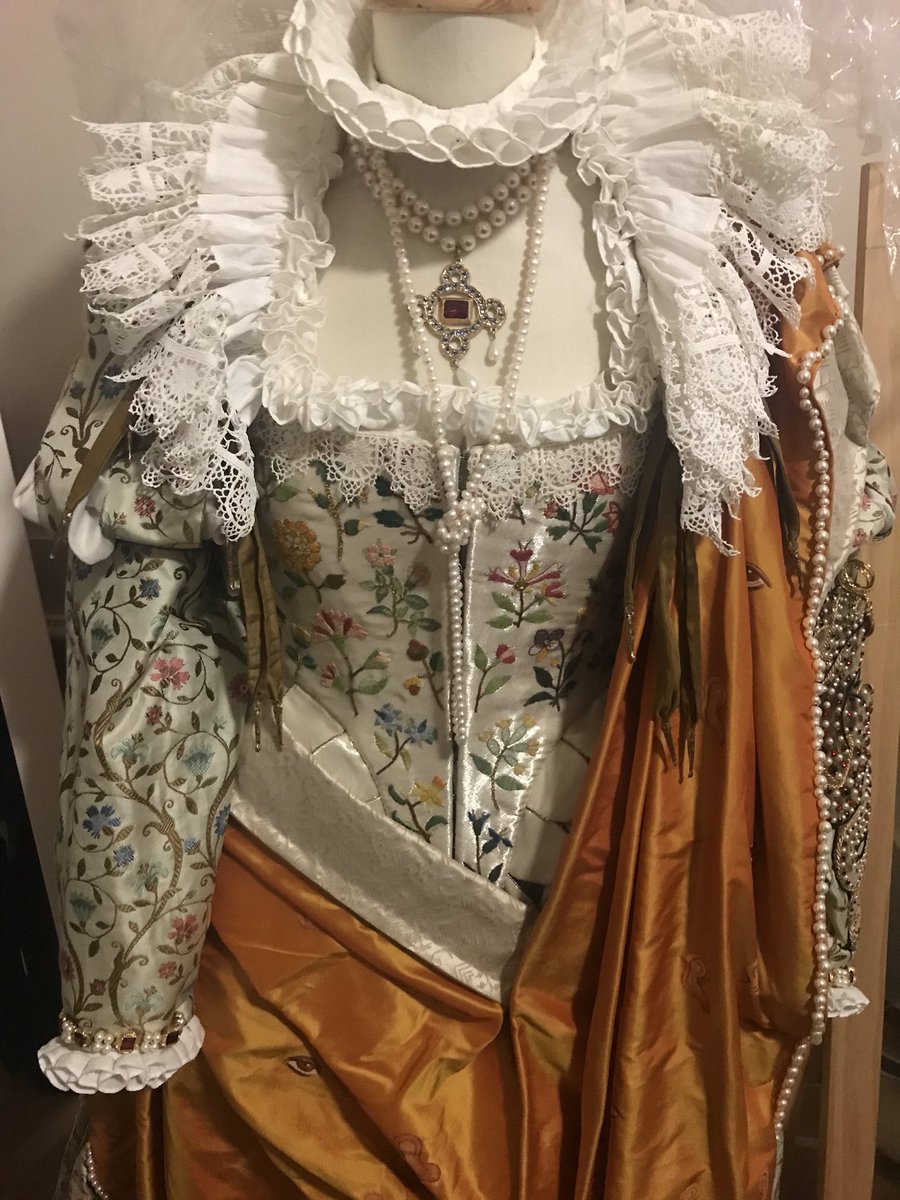 Queen Elizabeth I Rainbow Portrait