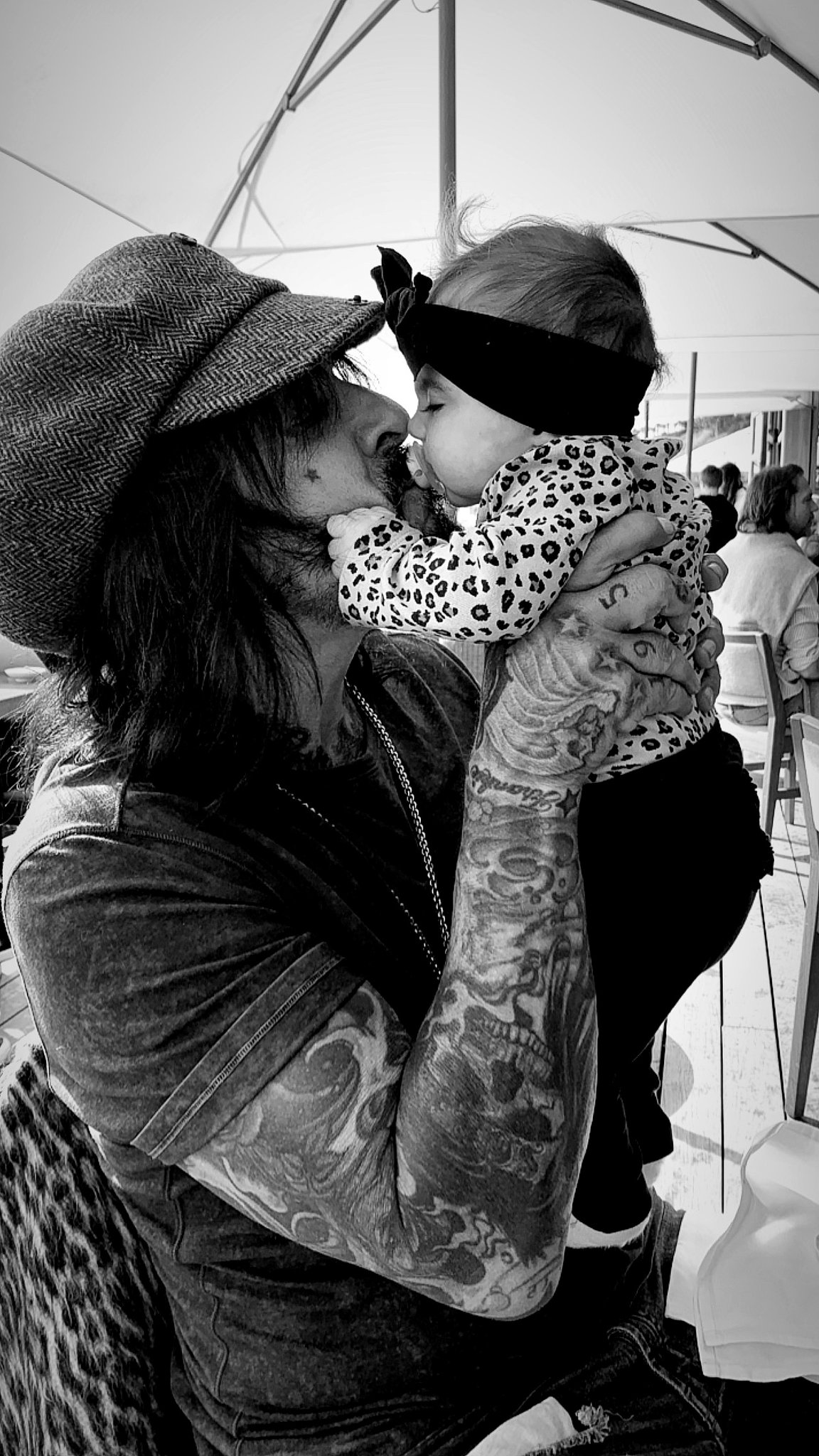 Gunner Sixx Nikki Sixxs Son