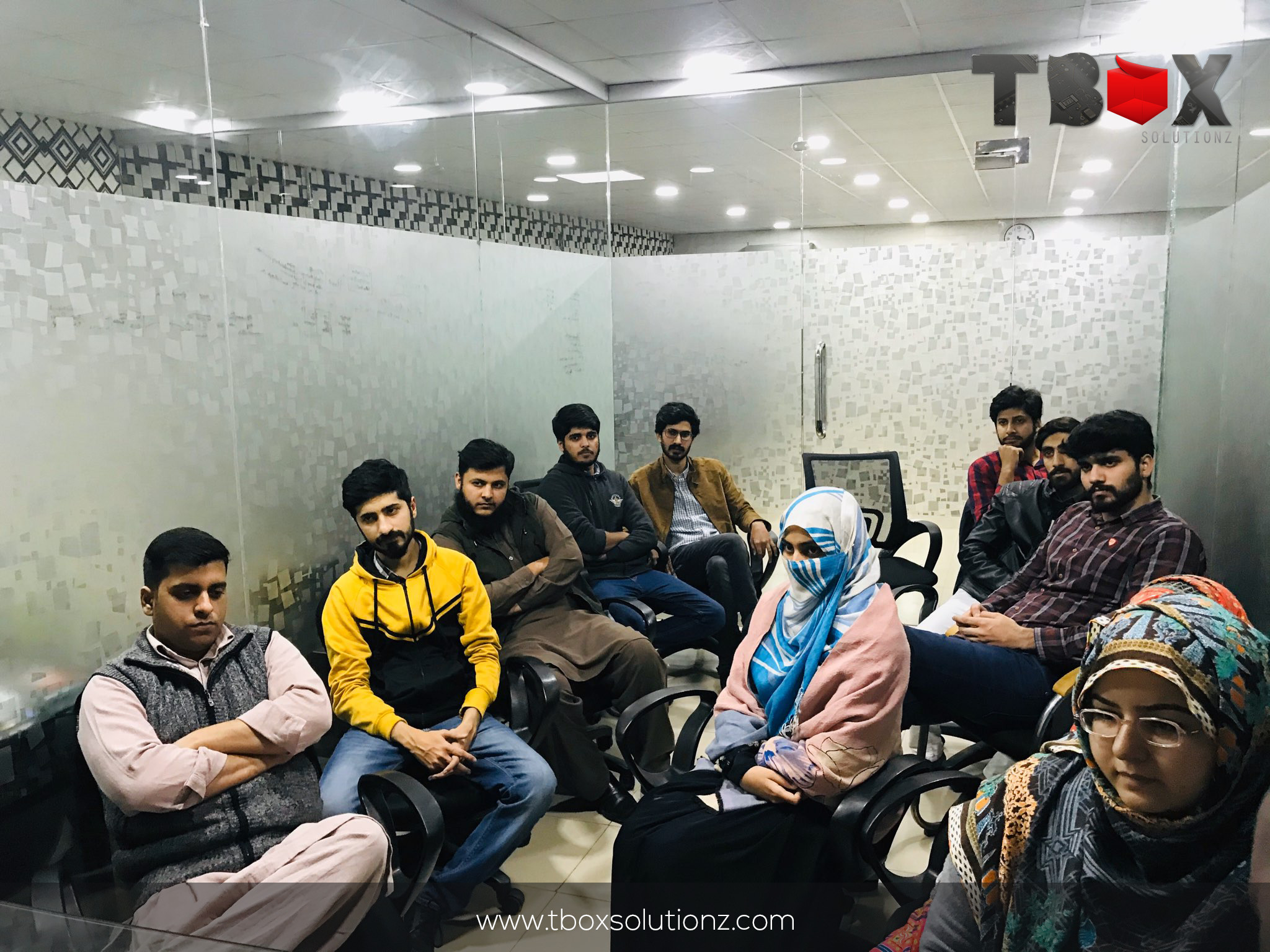 Tbox Academy S/M Taiwan Pigeon Foldable Training Box Tbox Cage Plastic