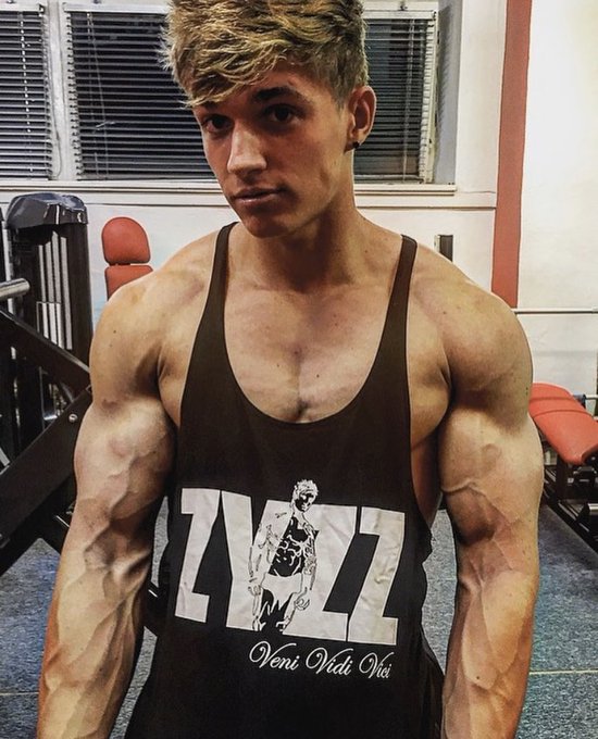 Paul Cassidy On Twitter If You Like Fitness And Want My Help And Tips With Workout Videos