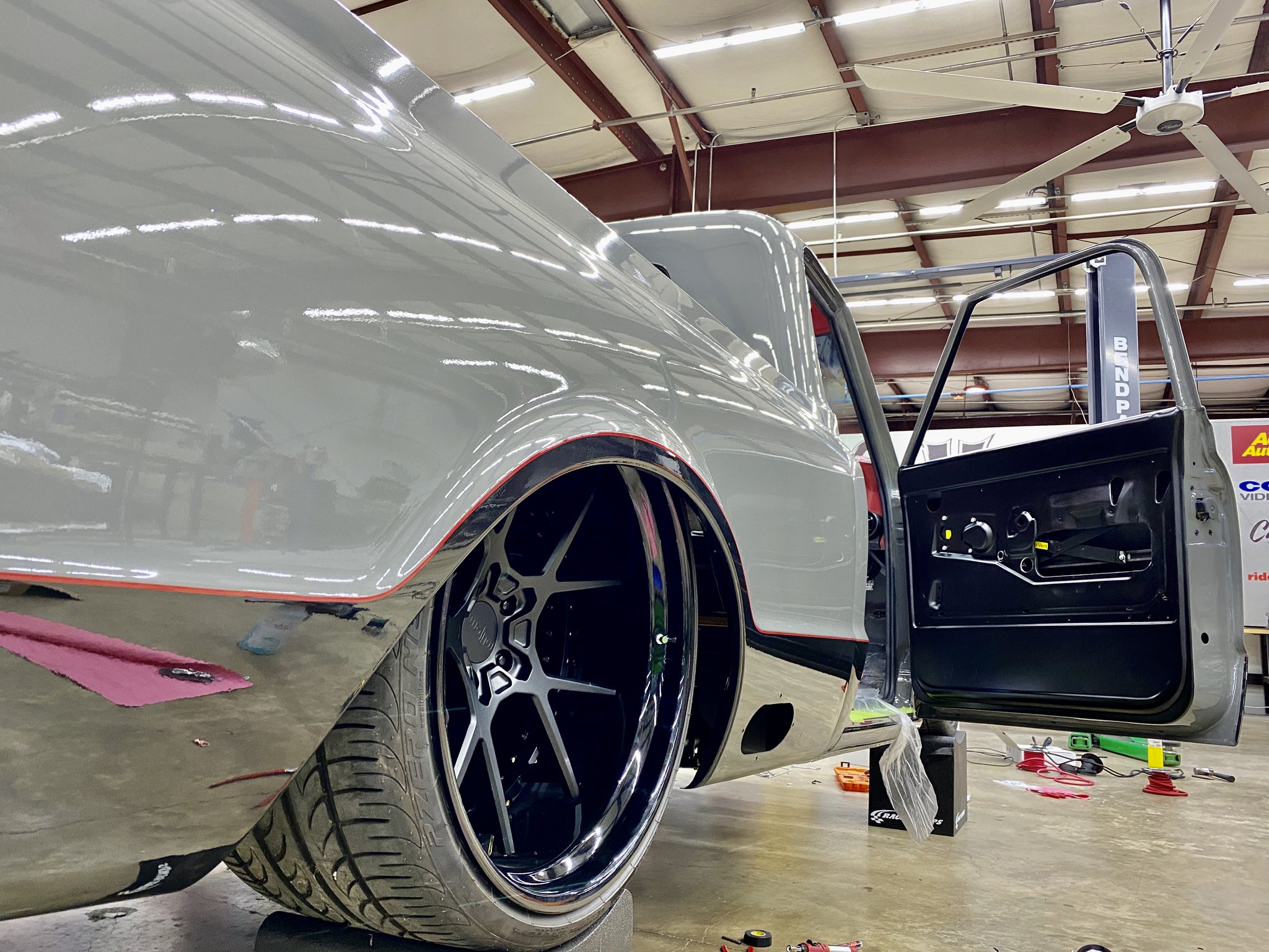 Gas Monkey C10