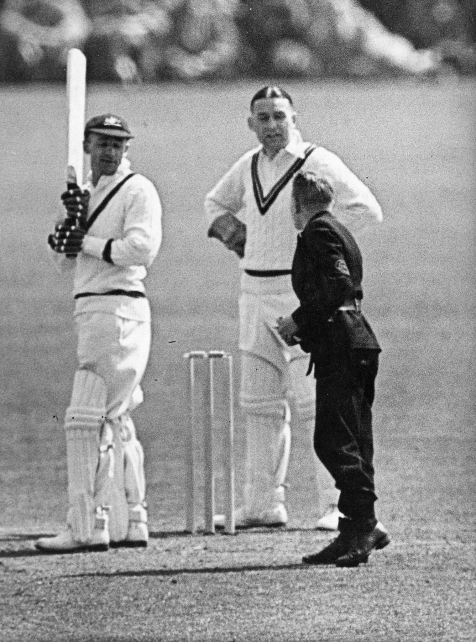 Historic Cricket Pictures On Twitter A Pause In Play As Don Bradman historic-cricket-pictures-on-twitter-a-pause-in-play-as-don-bradman