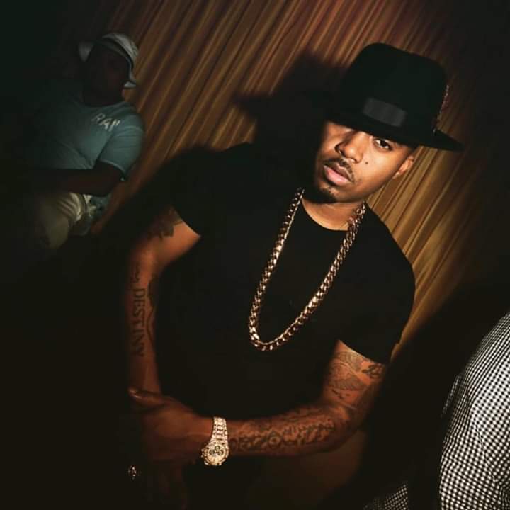 Nas w/ hat : r/nas