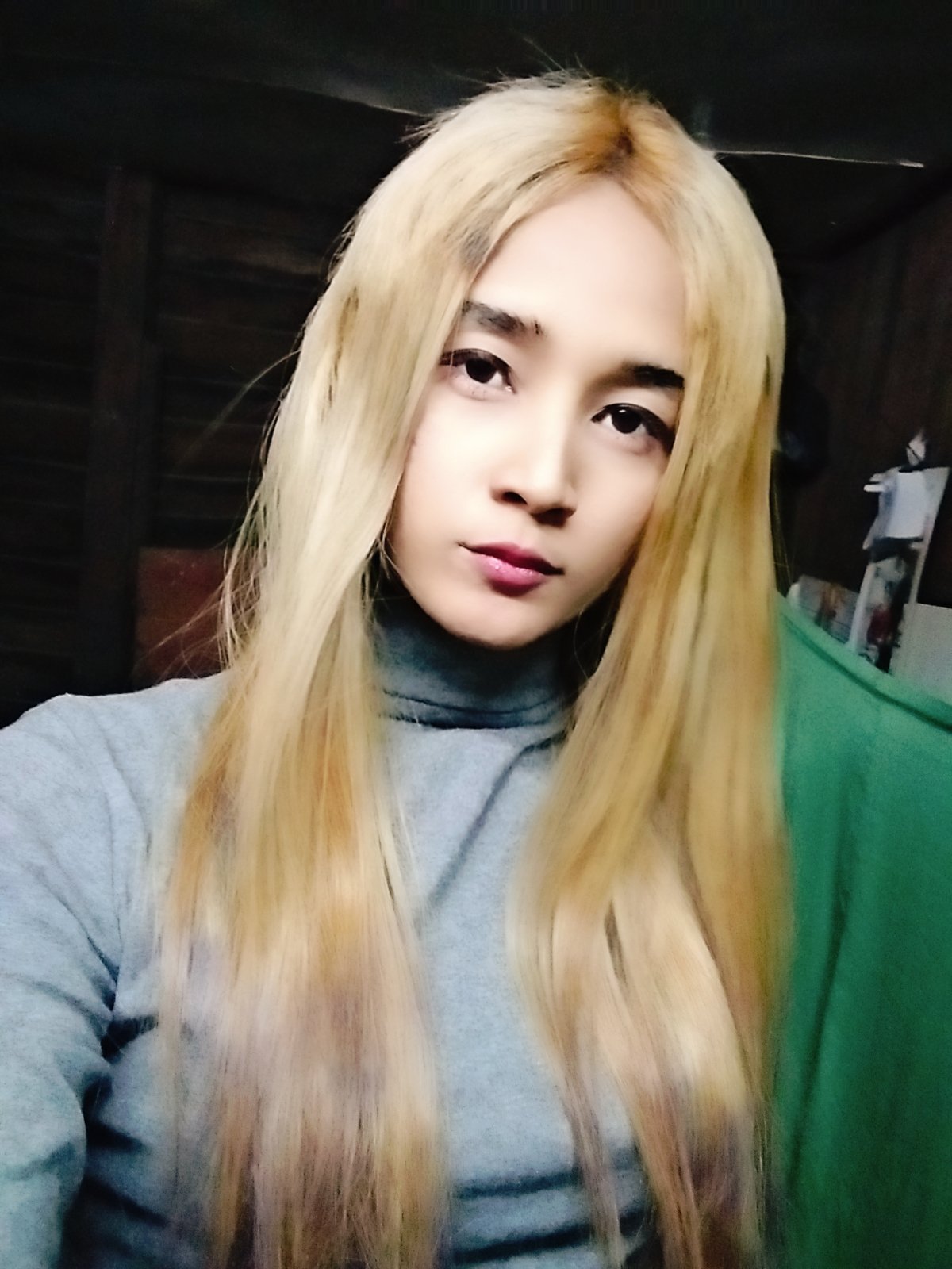 Eint Chit on Twitter: "Xမရပု နင်မရှိလို့😁…