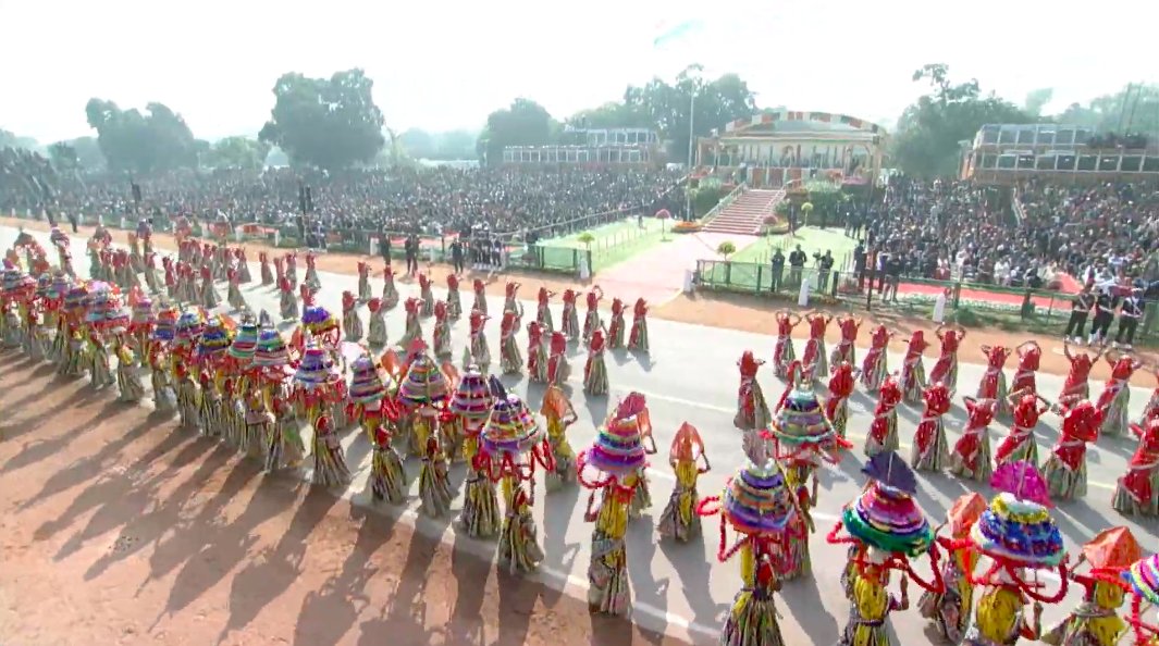 In pictures: Gujarat in 71st Republic Day Parade at Rajpath in New ...