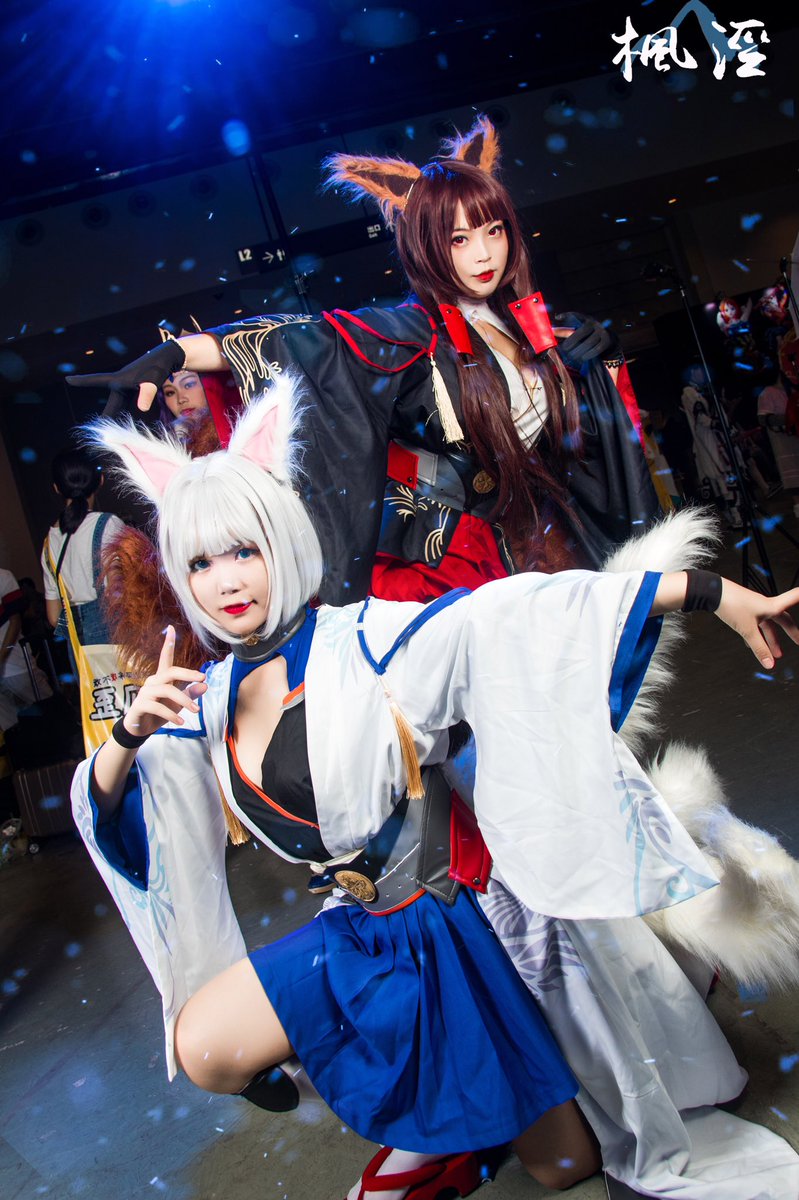 #AzurLane 吃喝姐妹～～ 猜猜烨烨是赤城还是加贺勒！ #azurlane -你烨烨- @niyeye2019