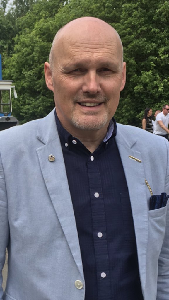 Karen Grassick's Instagram, Twitter & Facebook on IDCrawl