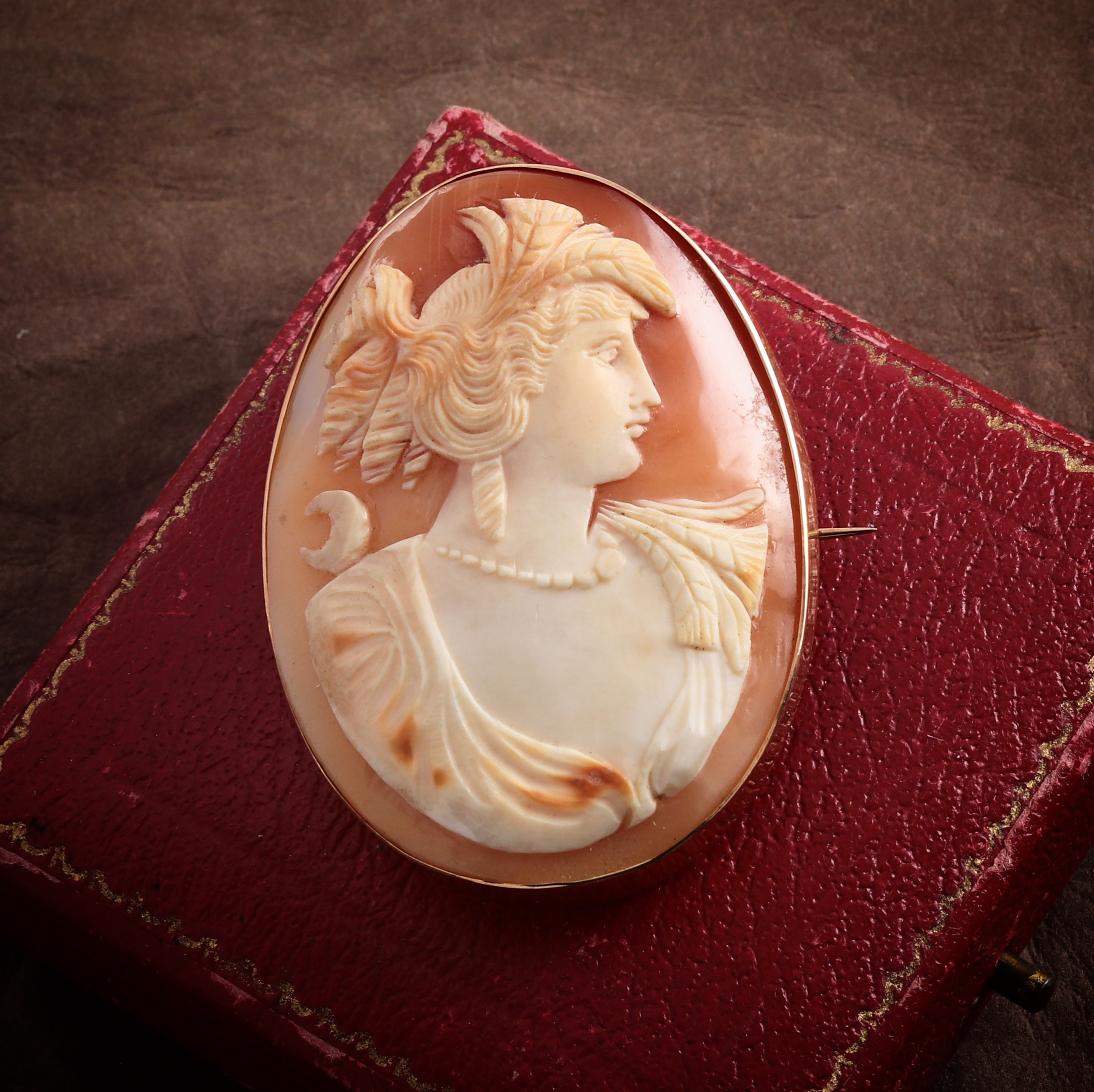 B&e antique jewellery store