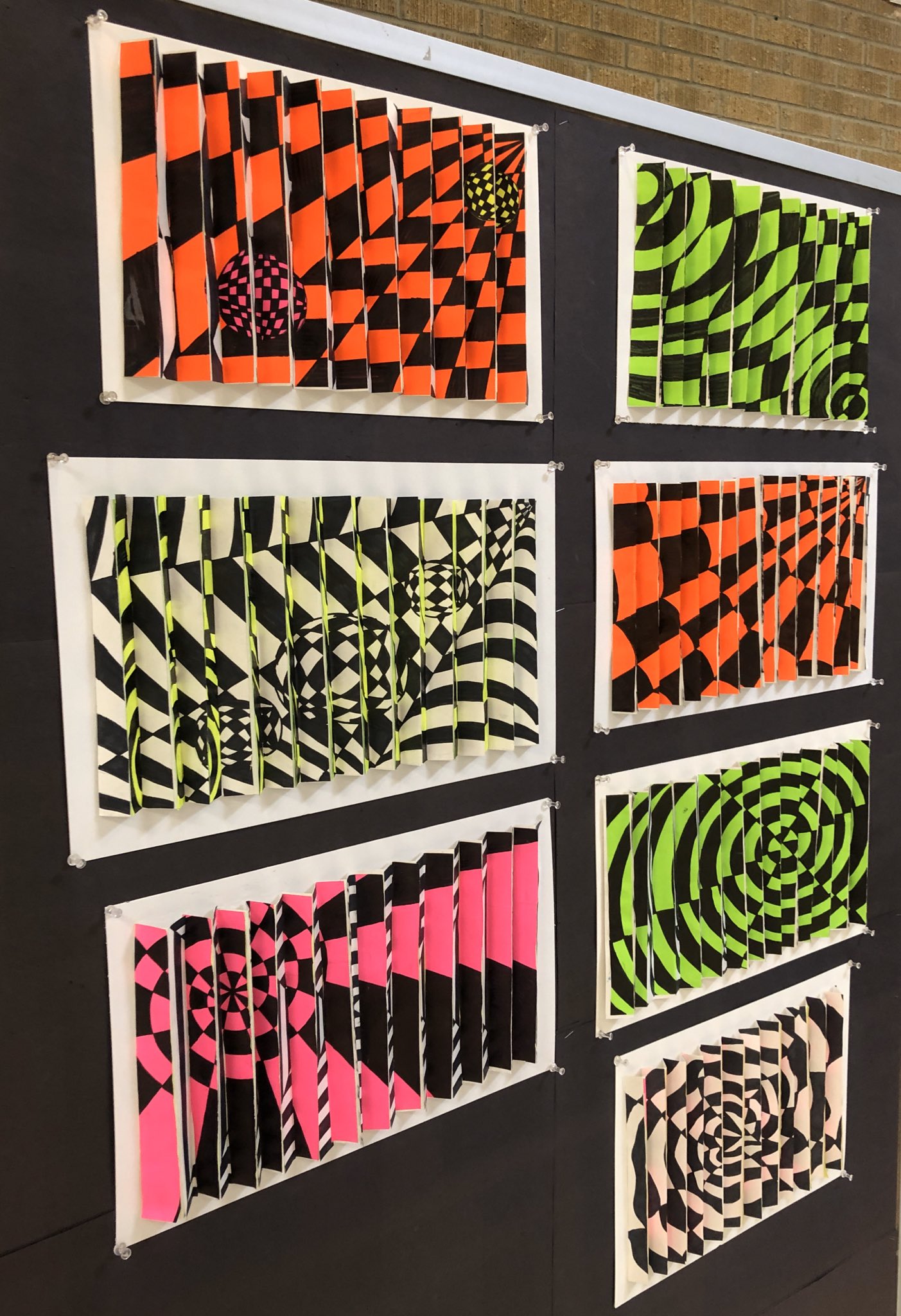 Donna Cariola on Twitter: "3D-2 view op art “agamographs” by 8th ...