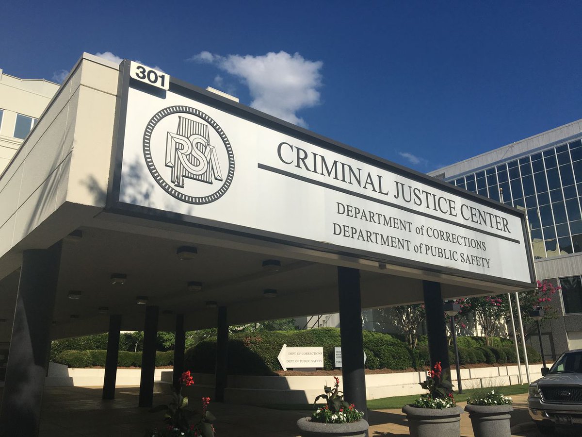 State discusses purchase of a private prison because of Holman closing ...