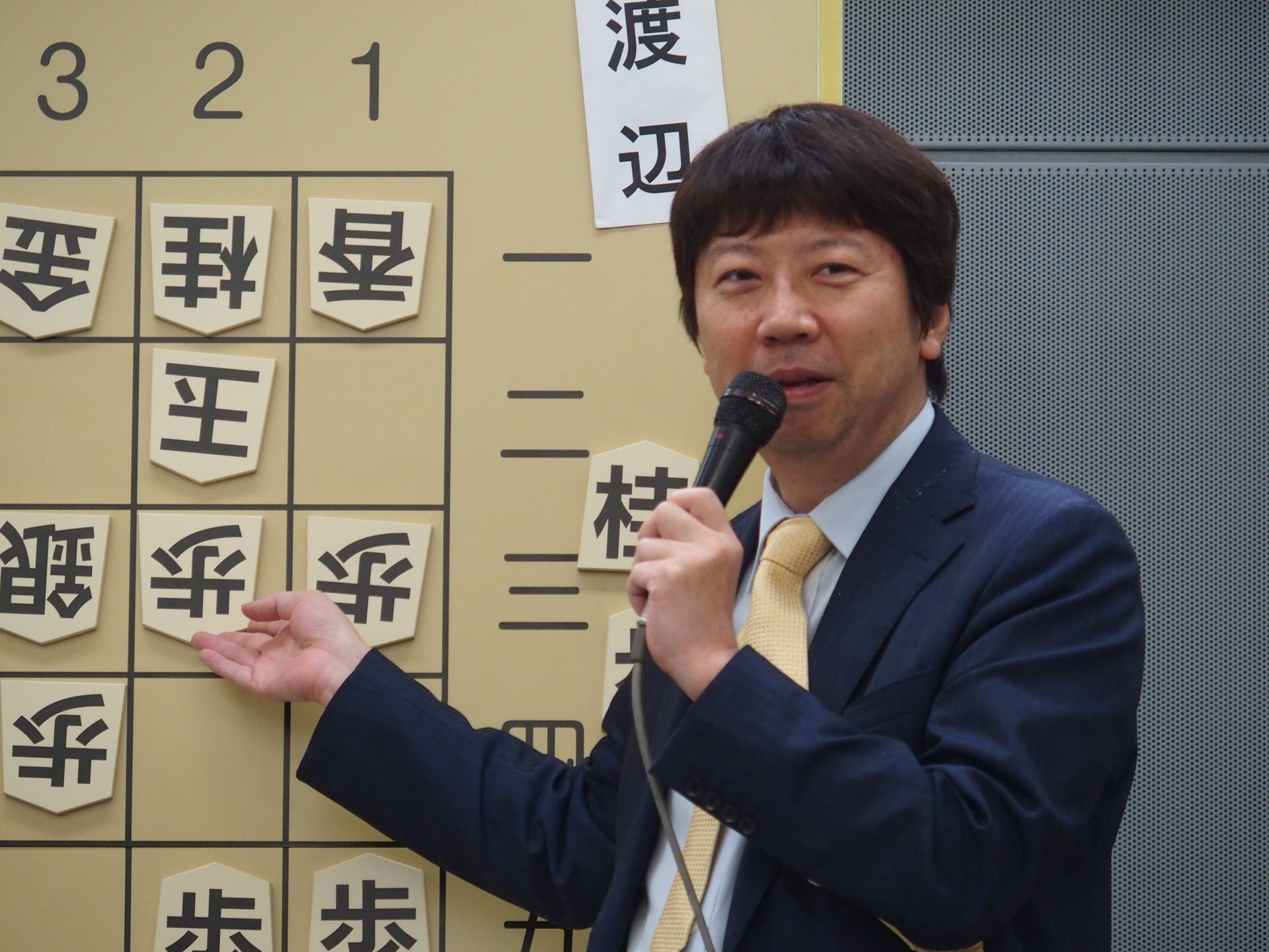 Akio Kiyomichi on Twitter: "解説の杉本八段・室田女流もお疲れさまでした。 https://t.co/S2pahVNz3G" / Twitter