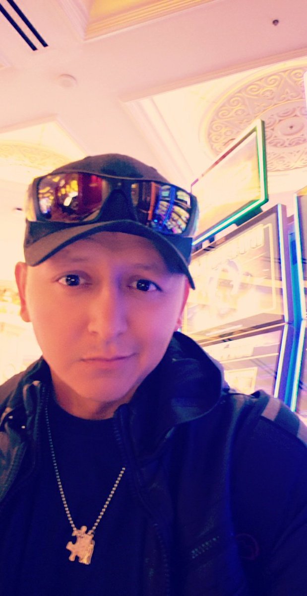 Mark Davalos's Instagram, Twitter & Facebook on IDCrawl