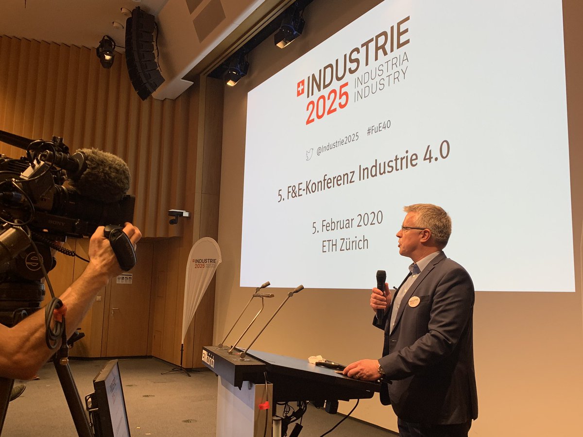 Swissmem on Twitter: "Robert Rudolf eröffnet die 5. F&E Konferenz der Initiative „Industrie 2025 ...