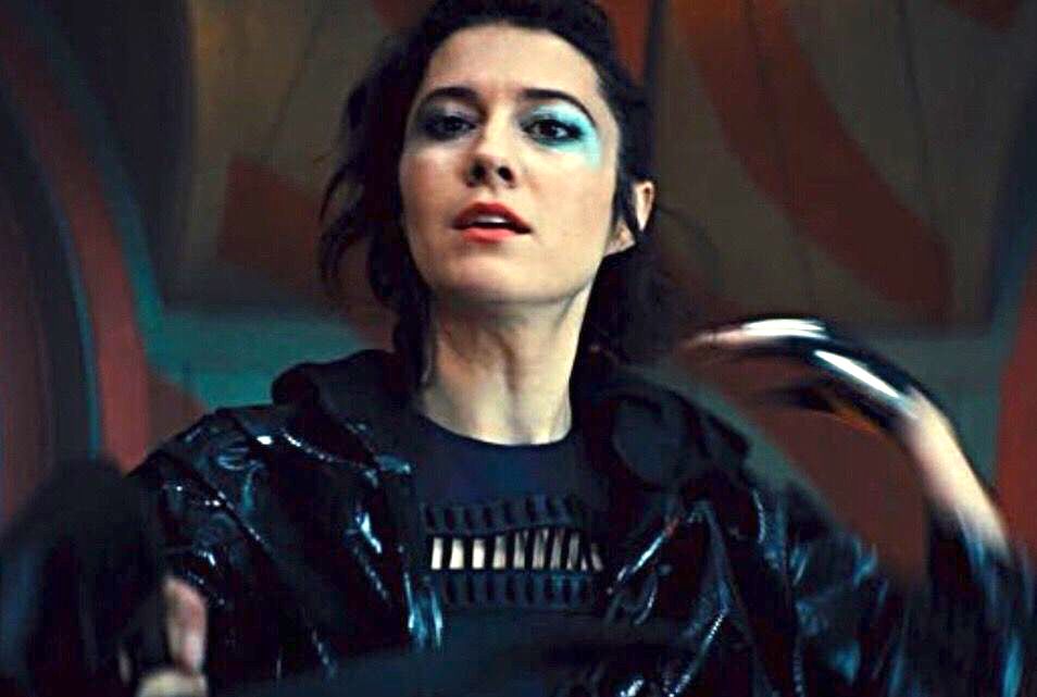 Mary Elizabeth Winstead Sky High Royal Pain