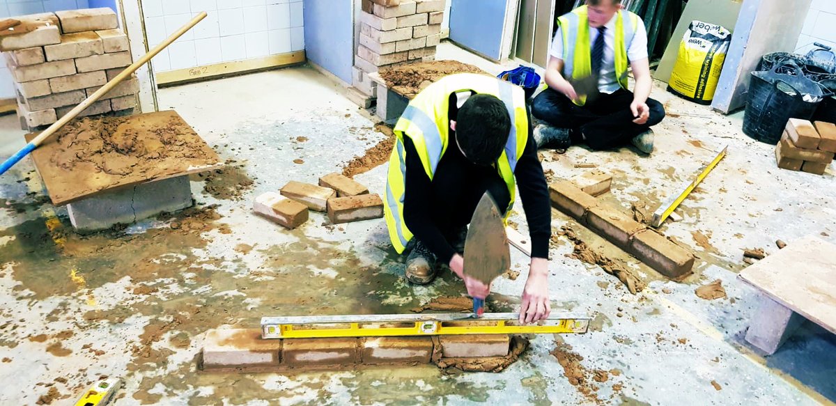 Sir William Stanier on Twitter: "SWS Yr 11 students were welcomed @Reaseheath College this week ...