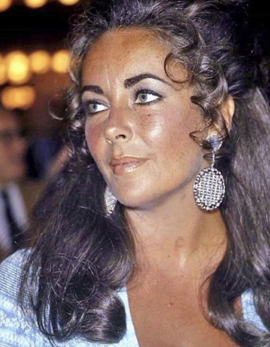 Elizabeth Taylor Eyelashes