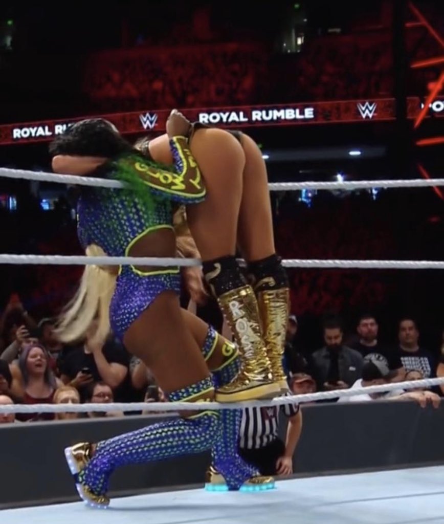 Trinity on Twitter: "@WWE_MandyRose Oh! You talking about this? 🤭🥴😂catch me if you can https://t ...