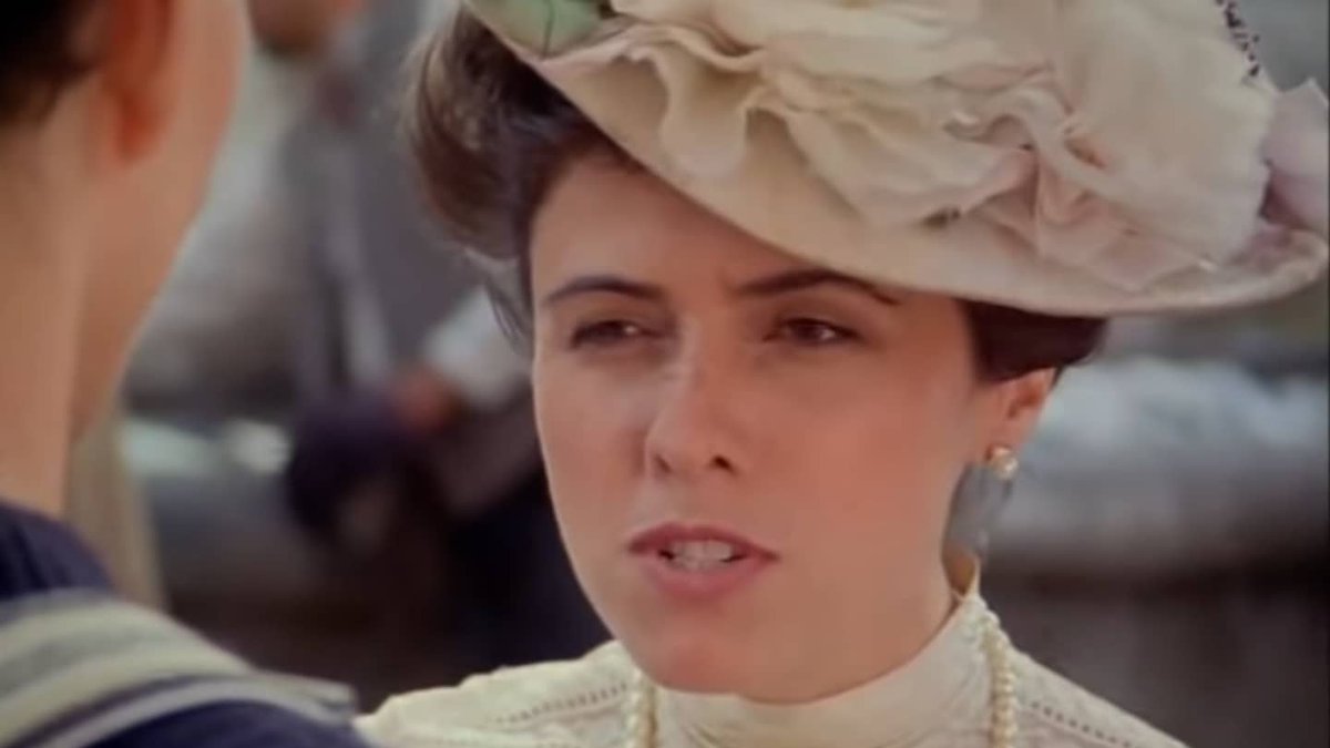 Terri Hawkes's Instagram, Twitter & Facebook on IDCrawl