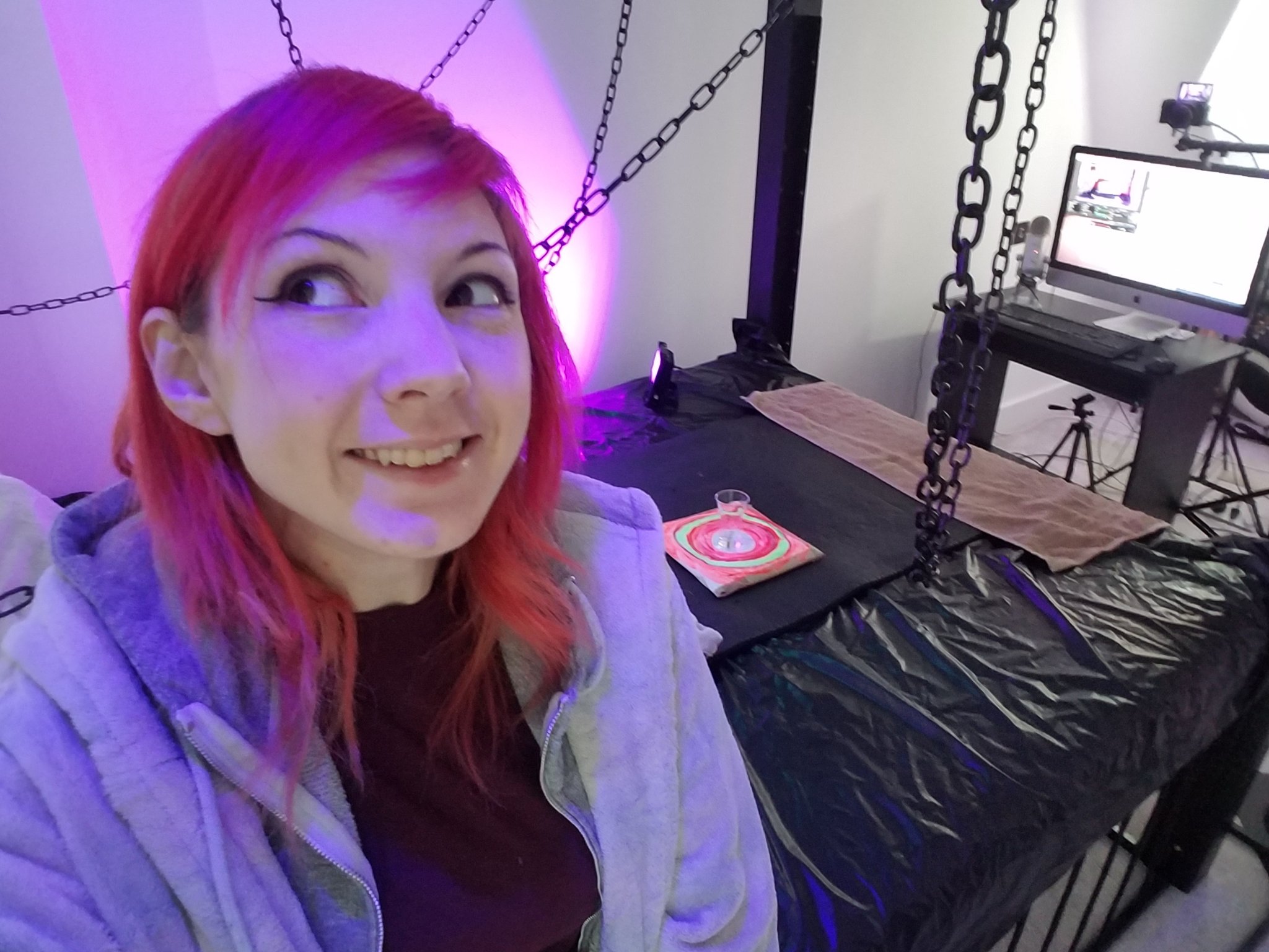 Tw Pornstars Annajellycb Twitter Target Practice Anyone Bondage Shots Squirt 156 Pm