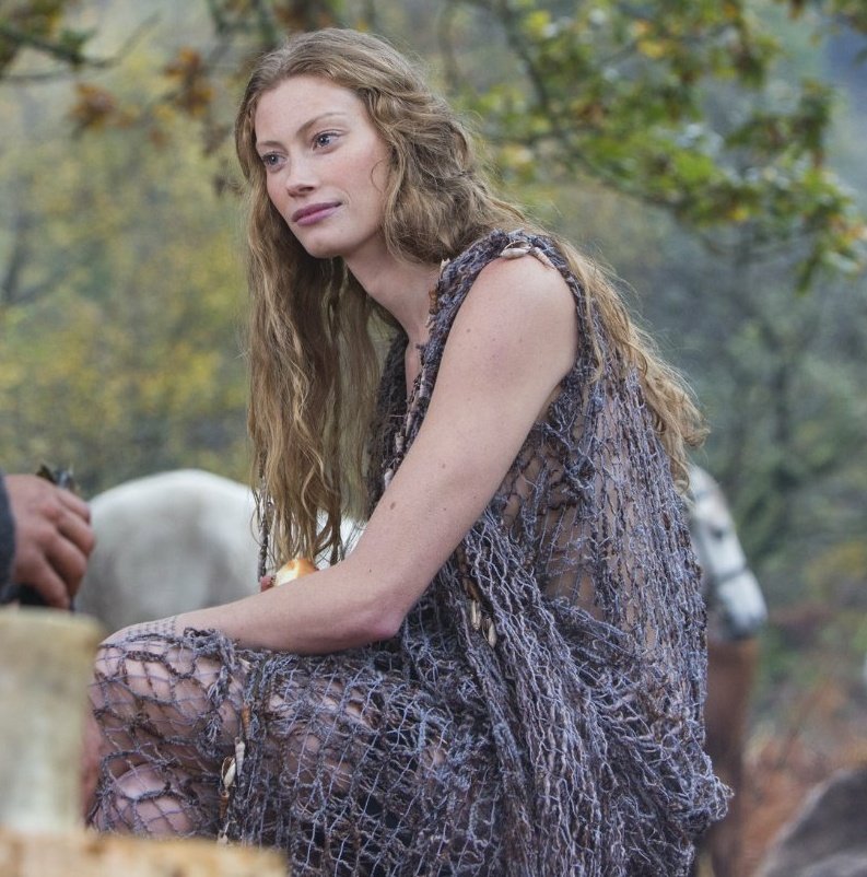 Alyssa Sutherland Vikings Season 2