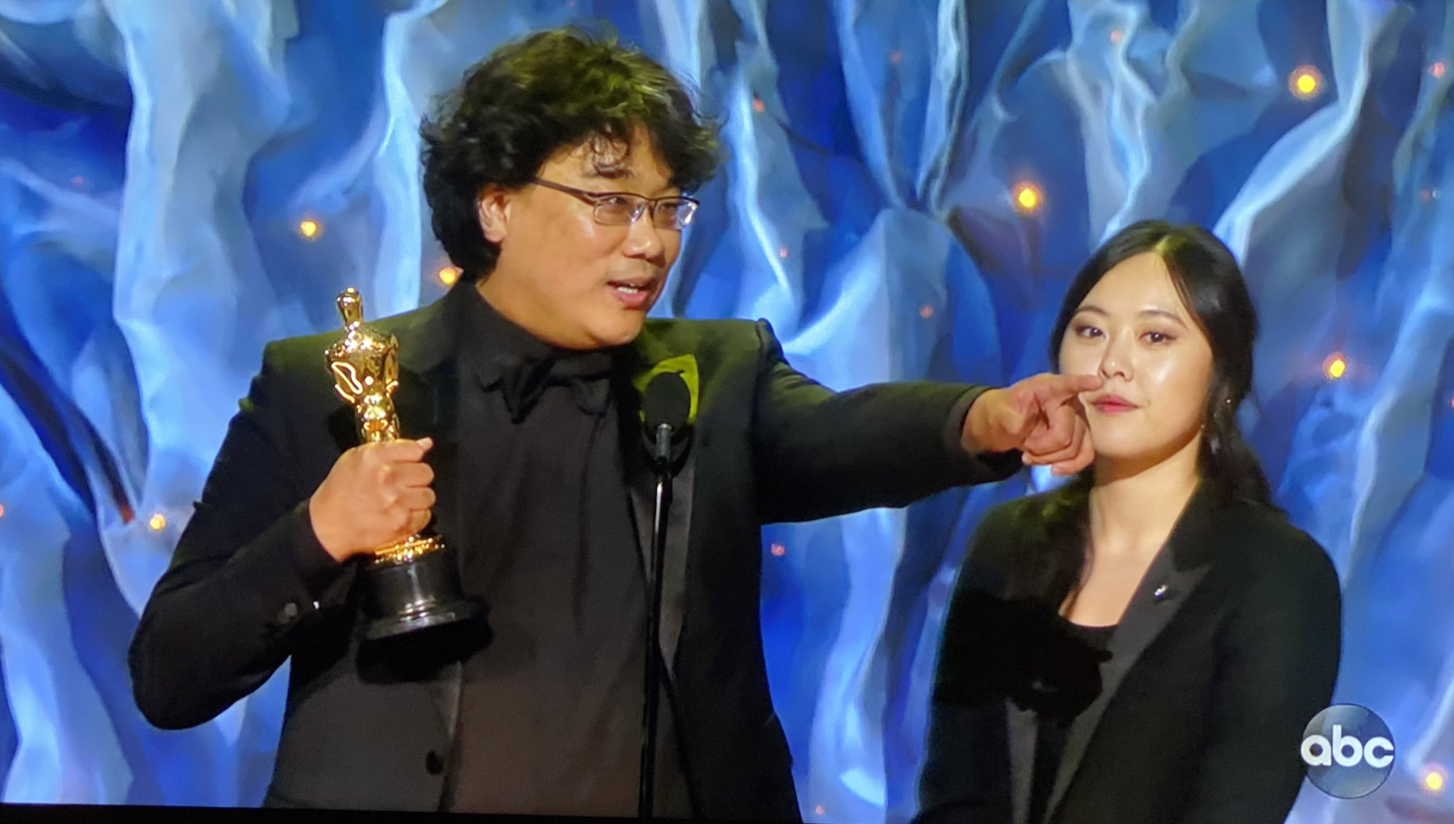 Lance Ulanoff on Twitter: "I’m sure all of South Korea is cheering right now and North Korea is ...