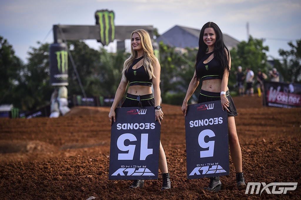 Monster Energy Motocross Girls