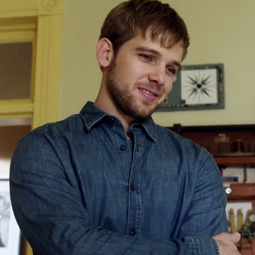 Max Thieriot Bates Motel
