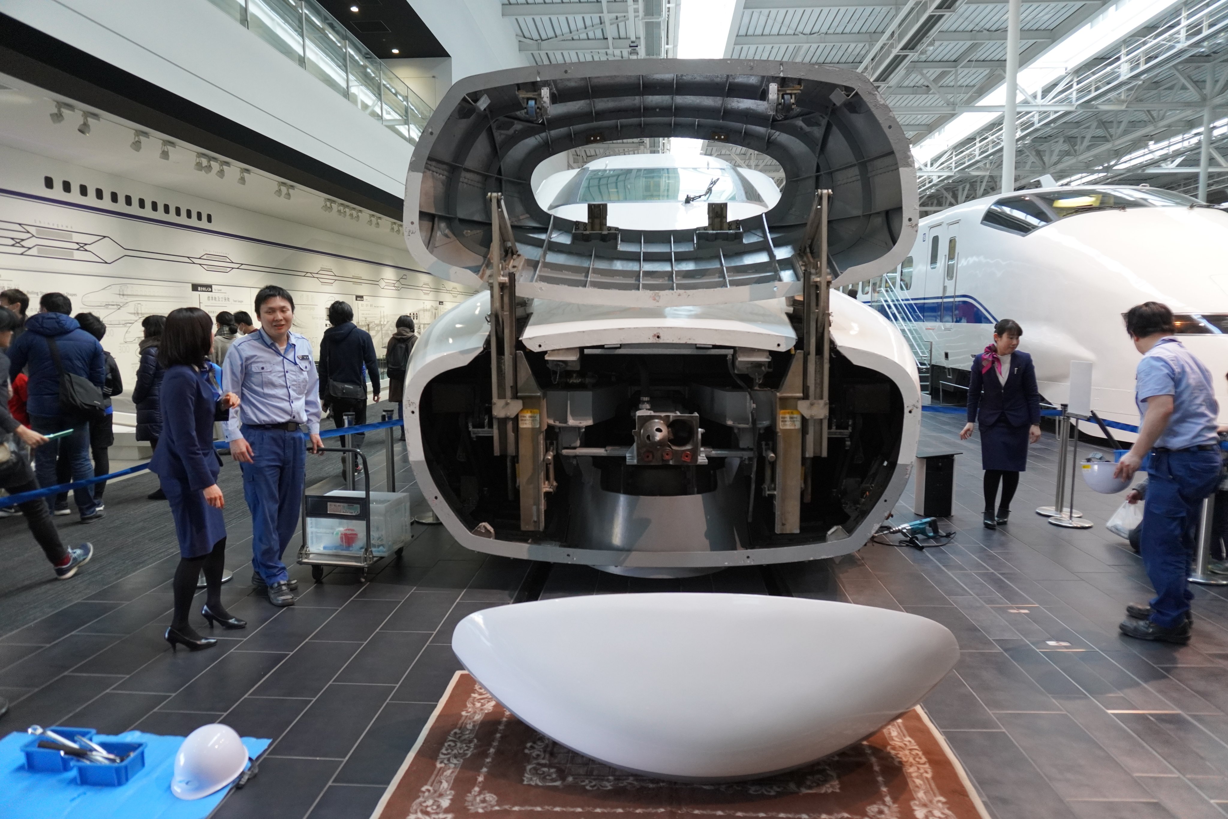 ギモッティ on Twitter: "リニア・鉄道館。 N700系X0編成展示。 車内。 https://t.co/AsWCAPbyJU" / Twitter