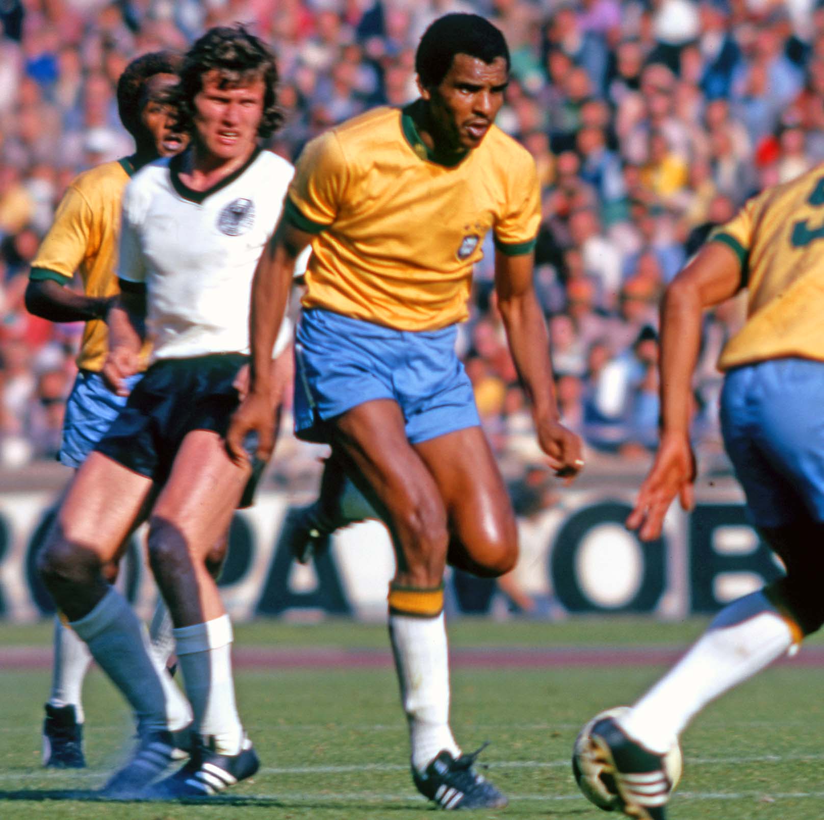 TLW's All-Time Brazil 11 - Centre Back (2 Picks) - FF - Football Forum ...