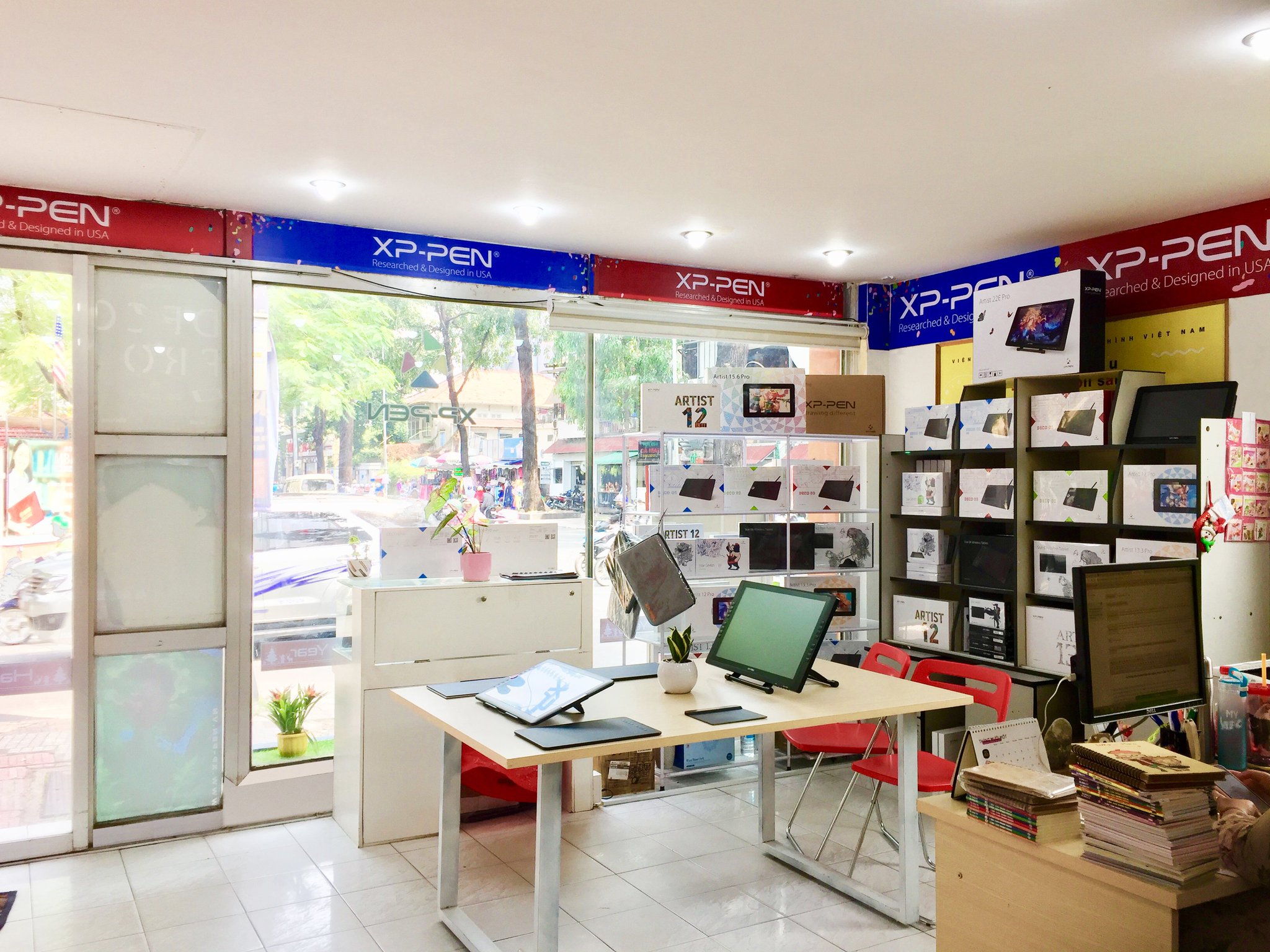 XPPen on Twitter: "Hey guys, We are excited to tell you, #XPPen has opened a physical store in # ...