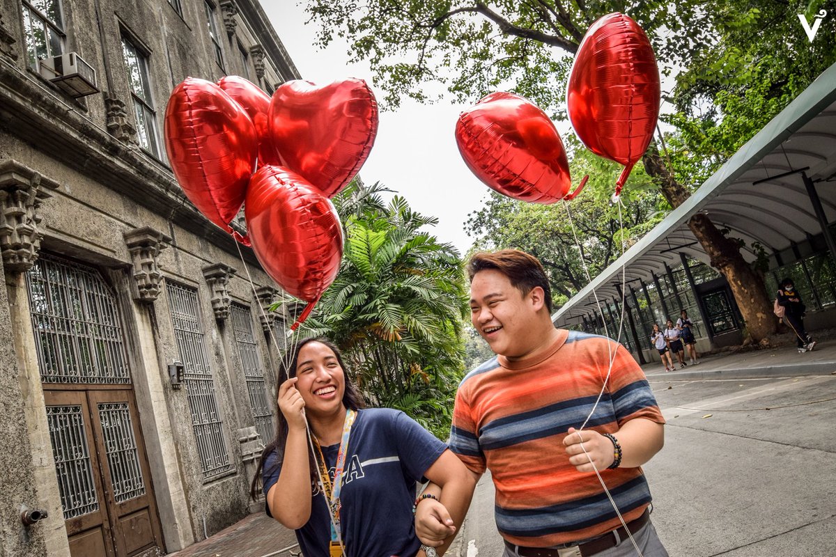 LOOK: Thomasian students buy gifts and celebrate Valentine's Day along ...