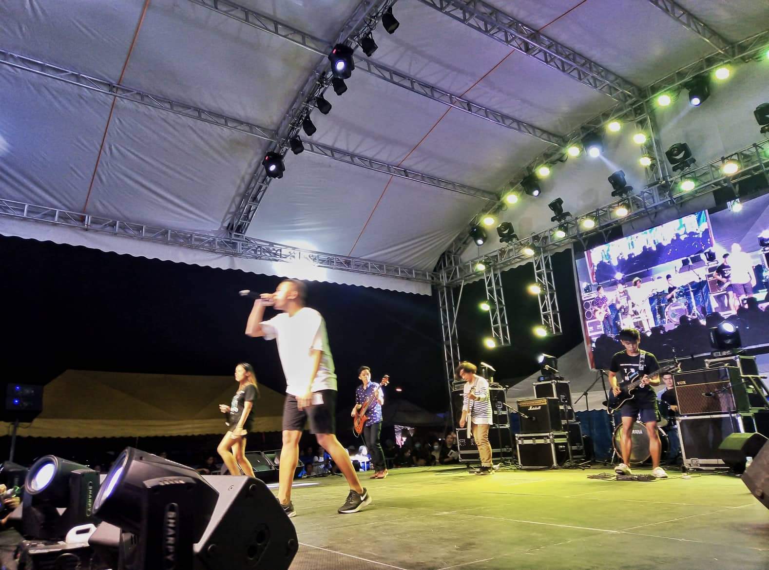 UPLB Perspective on Twitter: "Semicolon takes the stage to entertain the audience and sing their ...