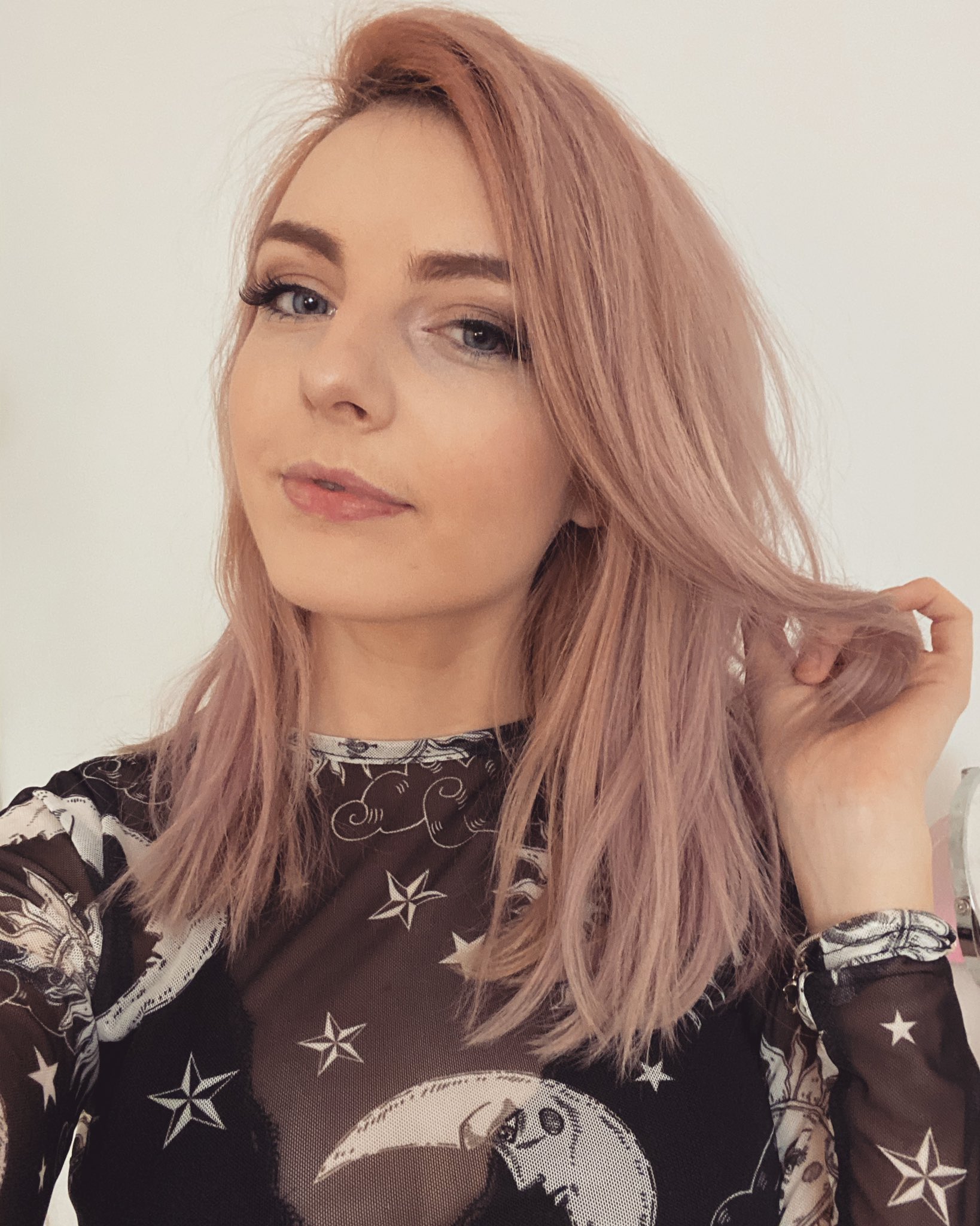 Ldshadowlady Instagram