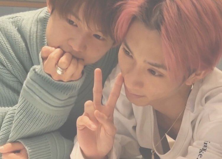 SixTONESしか愛せない女 on Twitter: "北斗と樹 #SixTONESで妄想裏 #SixTONESで妄想🦁 #SixTONESで妄想🦅 https://t.co ...