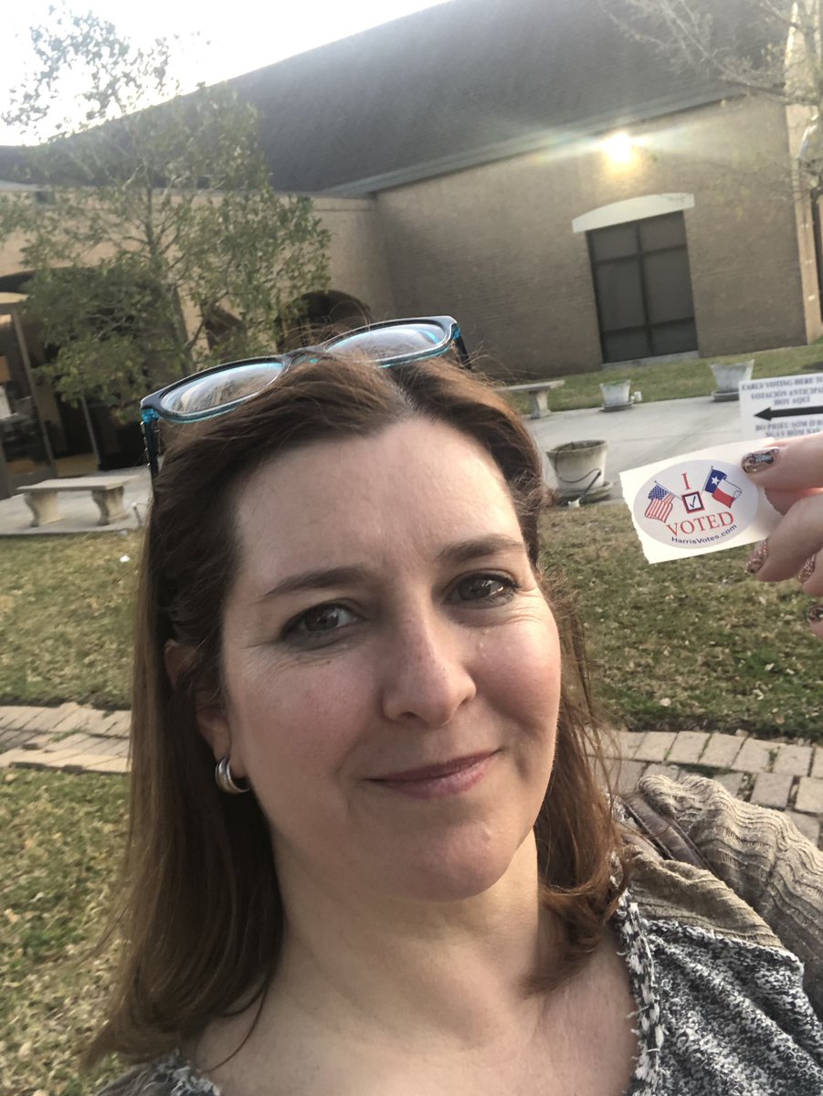 Lisa Hightower's Instagram, Twitter & Facebook on IDCrawl