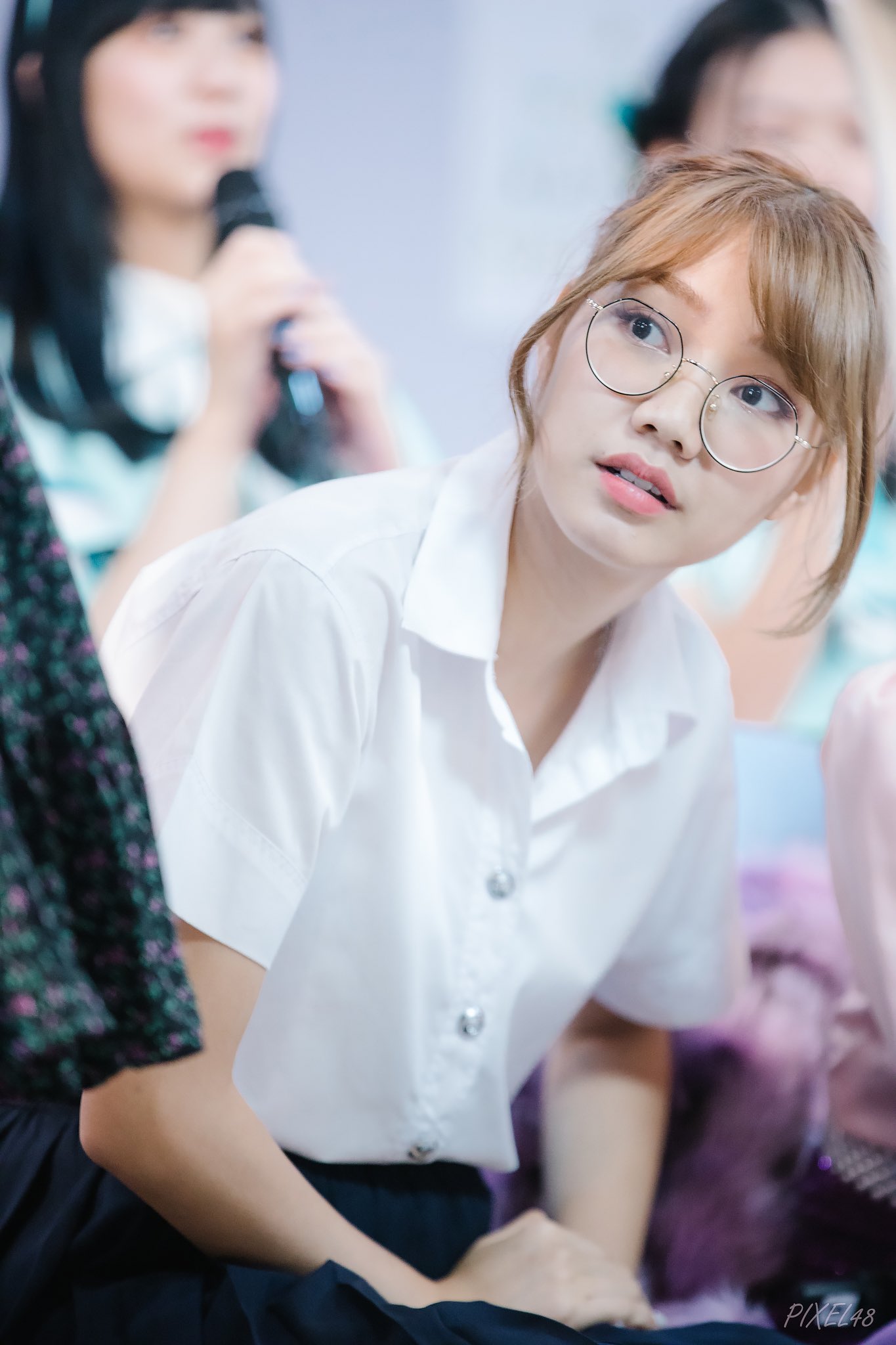 PixelofNamsai on Twitter: "24/02/63 Namsai BNK48 เเสงหักเหเพราะเจอตัวกลาง ส่วนใจเราหักเหเมื่อเจอ ...