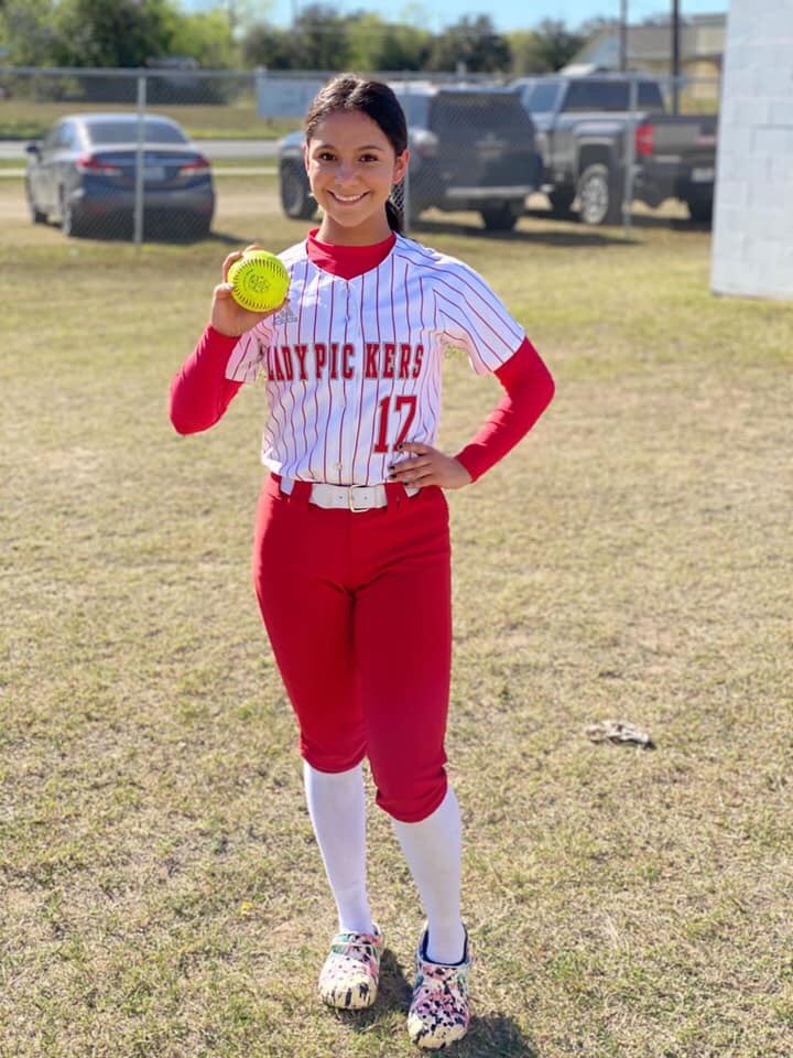 Kayla Mesa's Instagram, Twitter & Facebook on IDCrawl