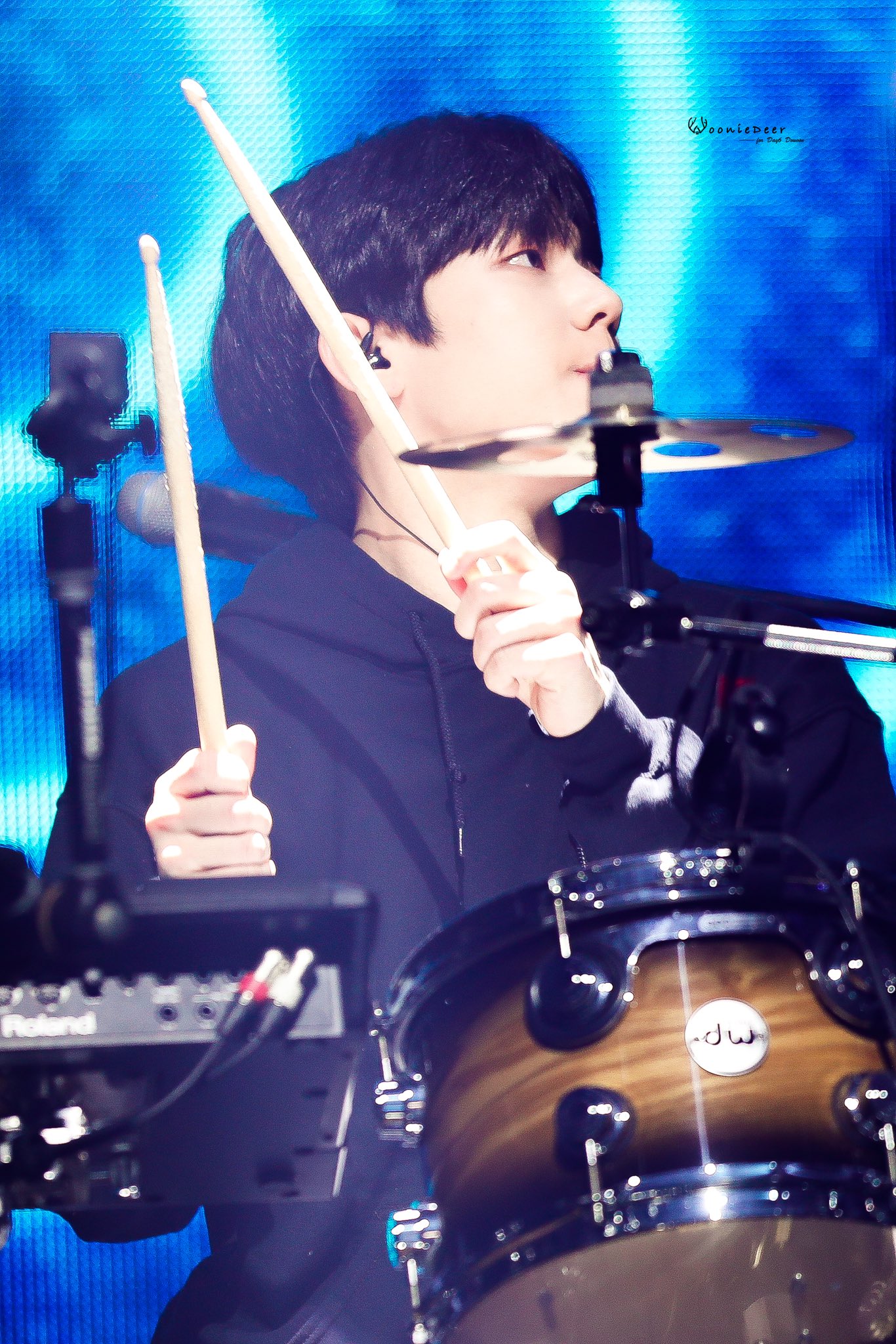 WoonieDeer on Twitter: "@Dw_day6_drummer Our drummer super cool! ️ ️🥰 https://t.co/GAT574wzCa ...