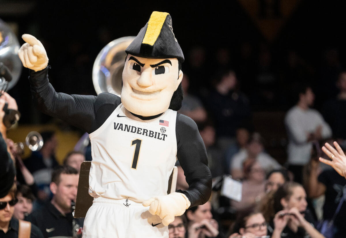 Vanderbilt University Football Mascot