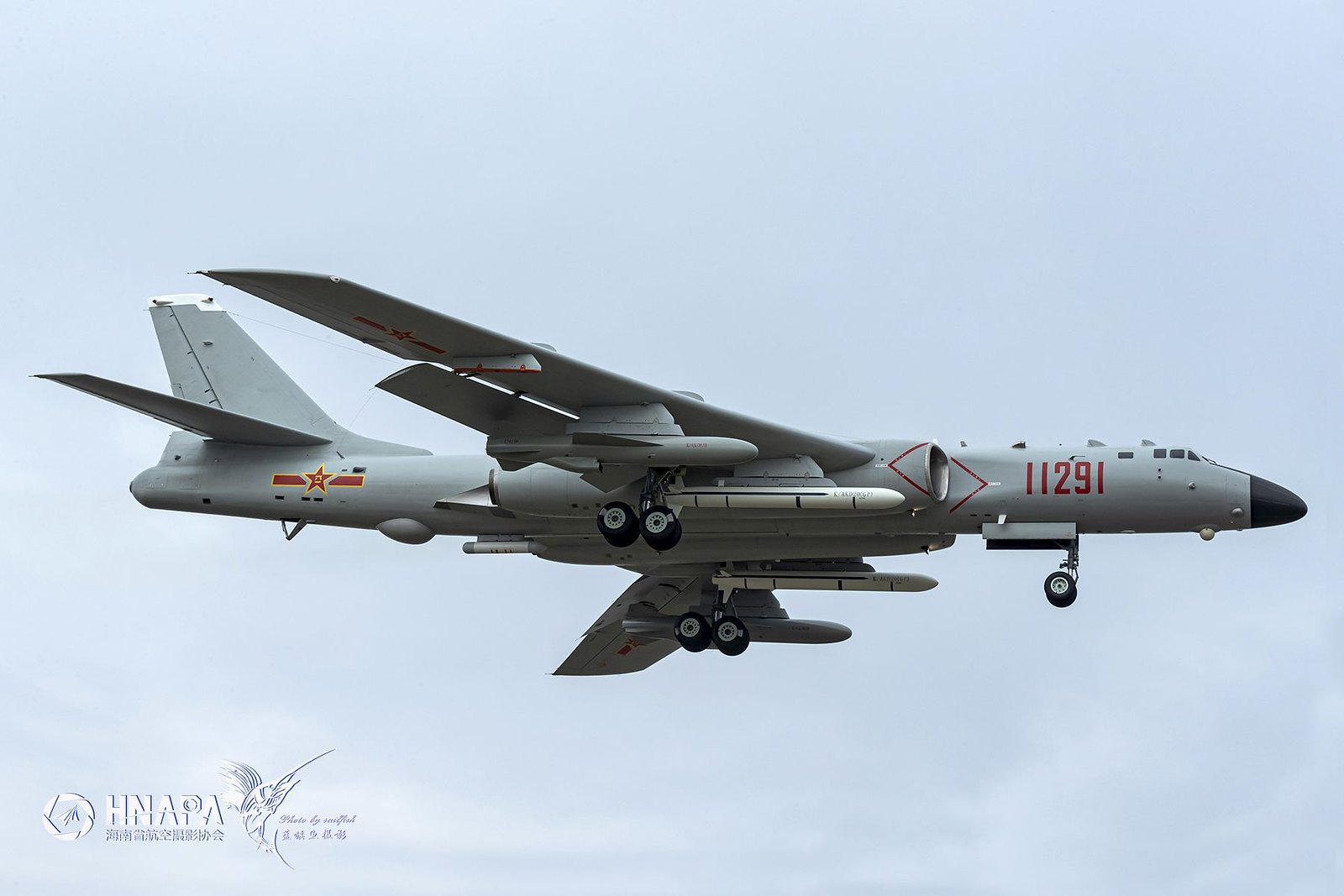 @Rupprecht_A on Twitter: "Three great images of a H-6K assigned to the 8th Bomber Division ...