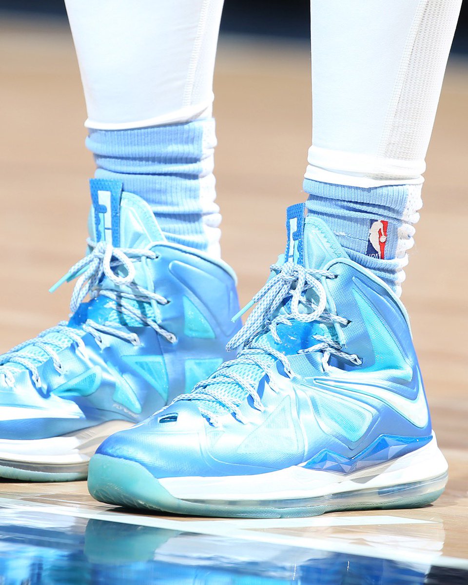Lebron 10 Blue Diamond On Feet