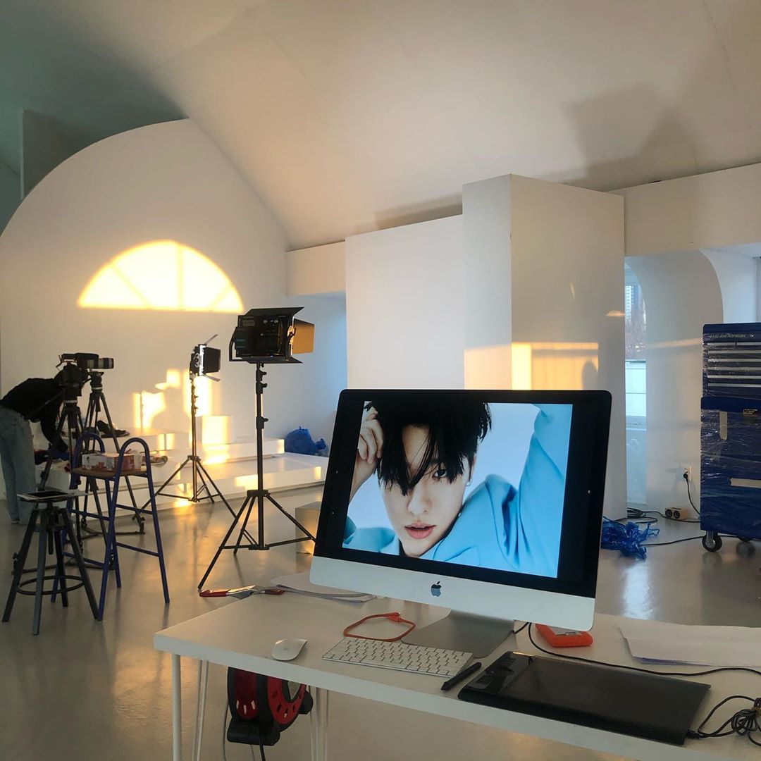 우dz on Twitter: "seungyoun had 1st look photoshoot at studio 313 https://t.co/AwTYccRxbh" / Twitter