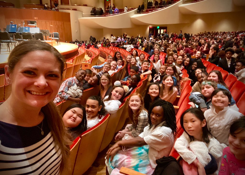 Jennifer Pelfrey's Instagram, Twitter & Facebook on IDCrawl