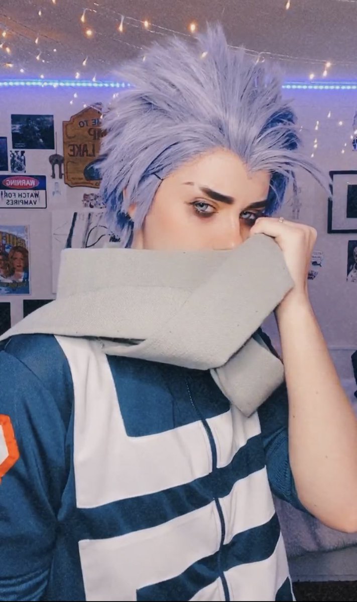 Twoucan - Theodore the Elf Twimbo🌿🗡🐸 (@callmetheodoree)