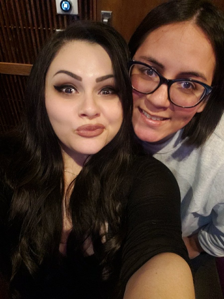 Lauren Landa Twitter