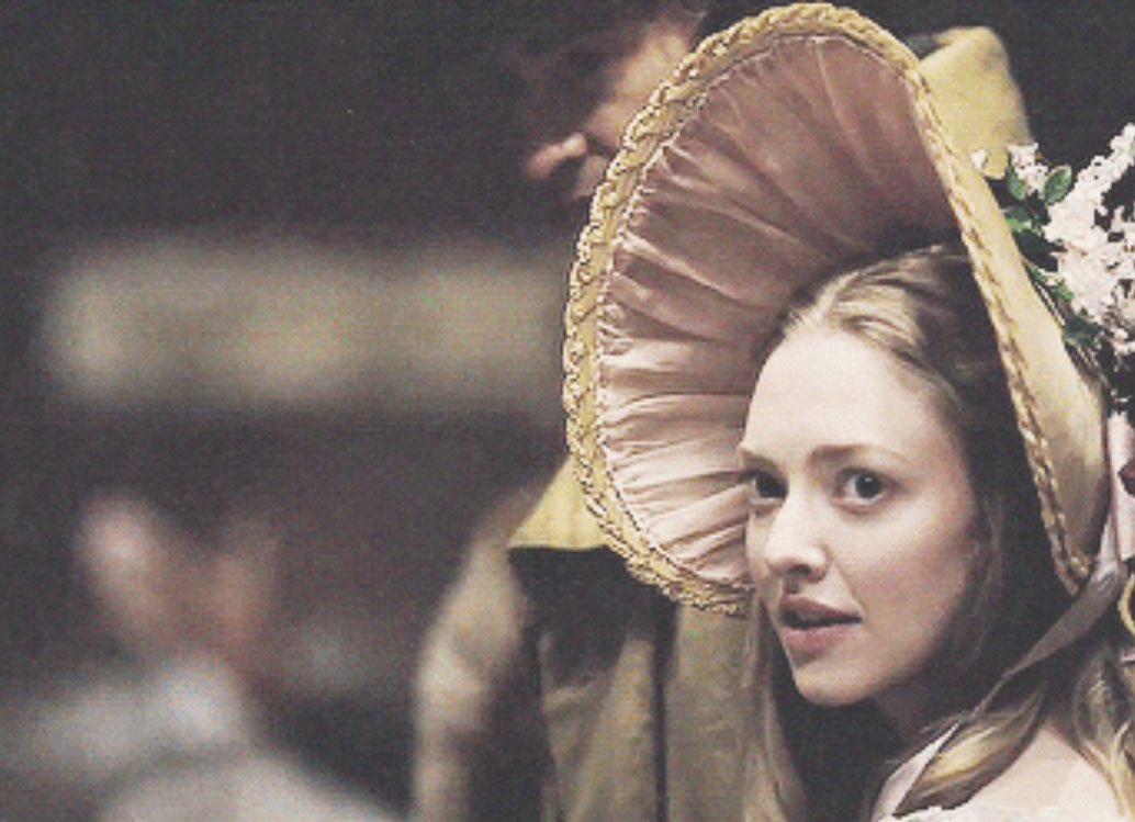 Cosette Amanda Seyfried Costume